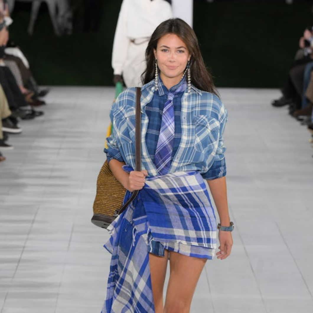 8 Fashion Trends That Are Outdated But Are Now Cool Again – MyChicDress