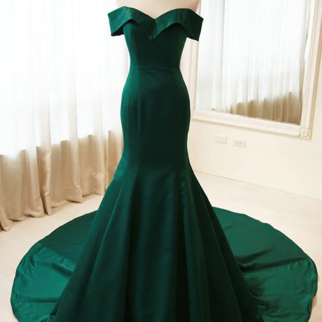 Emerald Green Prom Dress: A Perfect Choice for Prom Queen